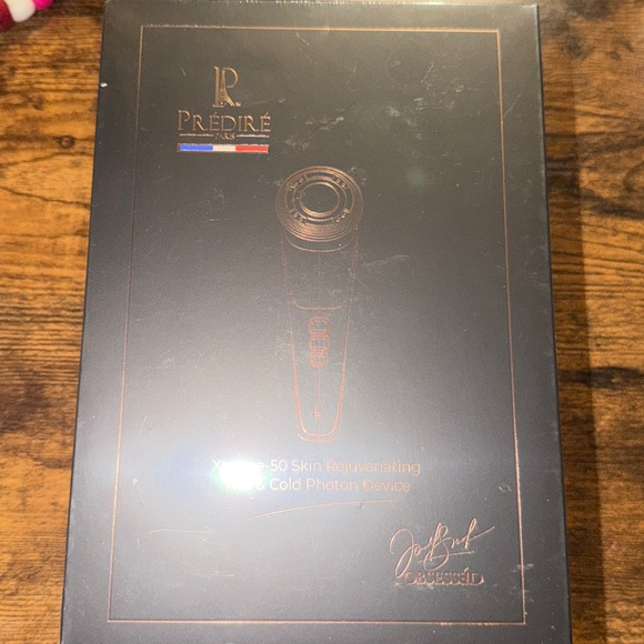 Predire | Skincare | Predire Paris Photon Face Device | Poshmark